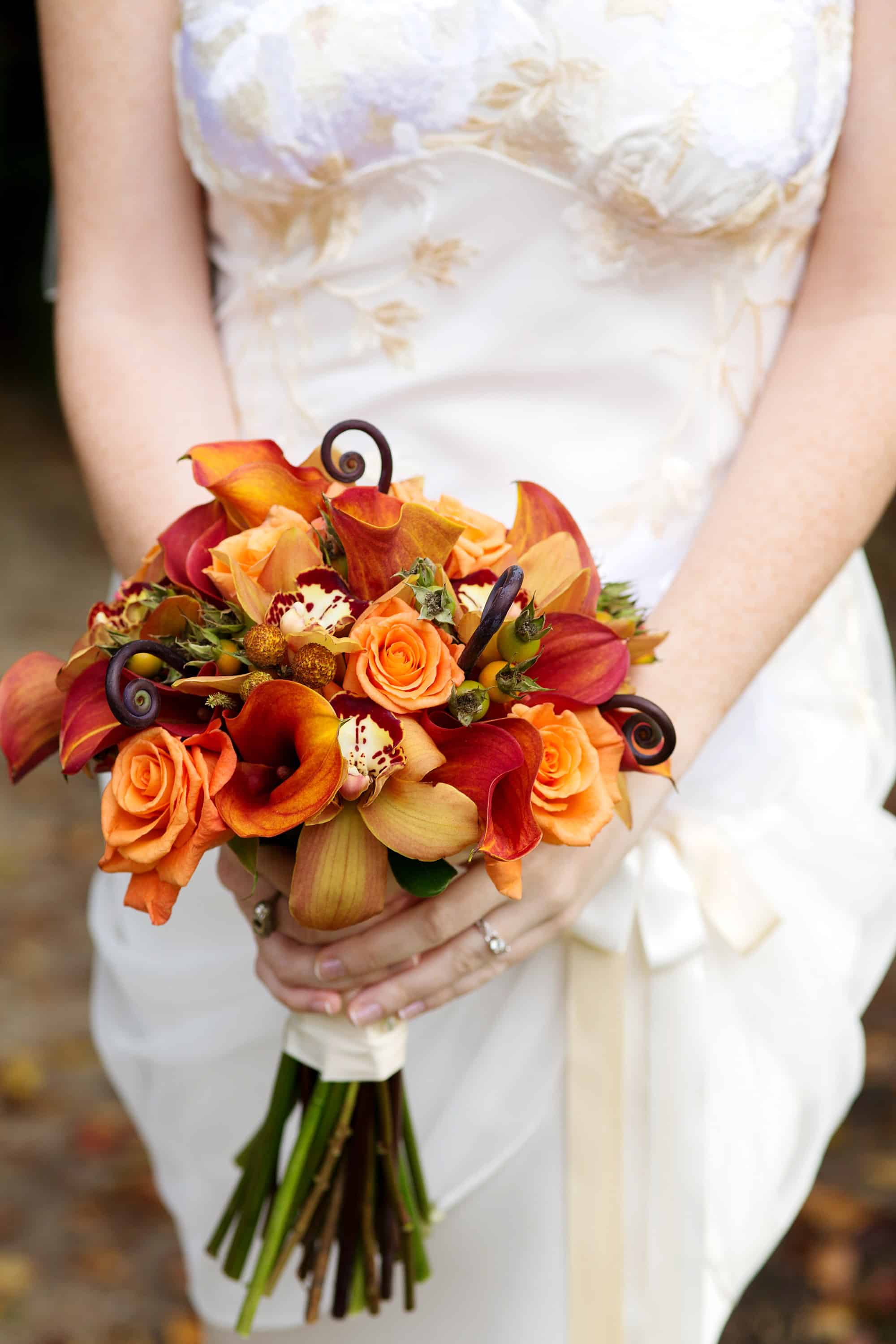 Our Favorite Fall Wedding Ideas for 2019: Decor & Photo Inspiration